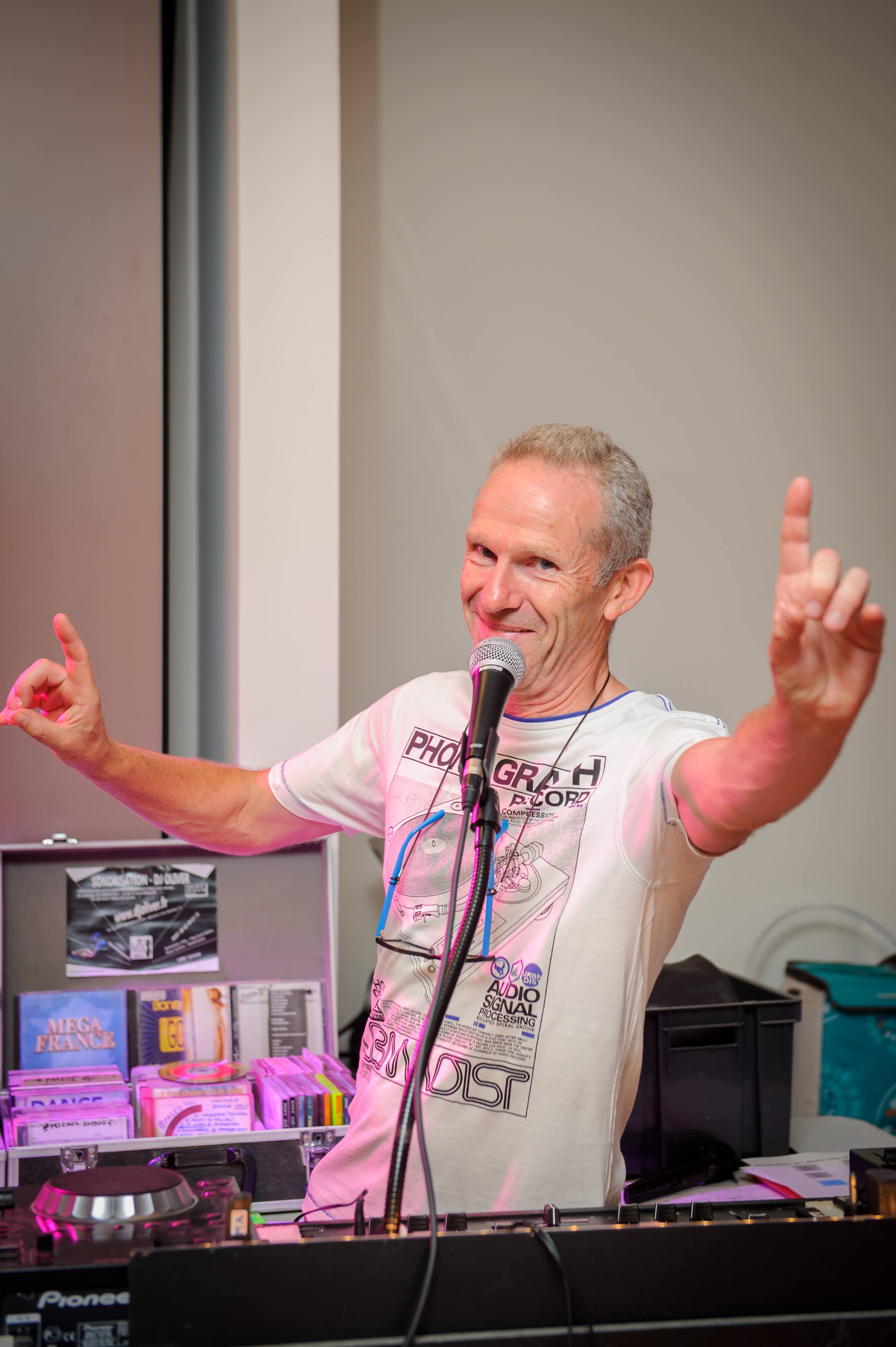 DJ Oliver | ANIMATION | SONORISATION DJ, musique, mariage, évènements ...